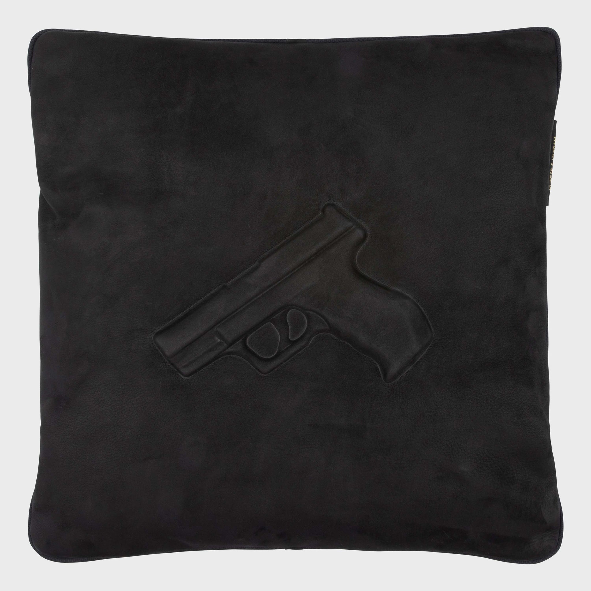 Gun Cushion | Vlieger & Vandam